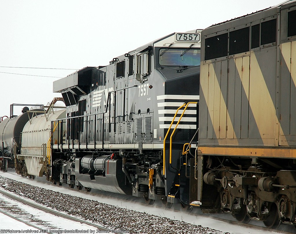 CN 390